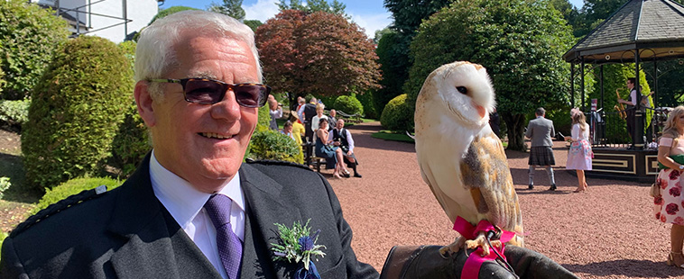 Become a Celebrant – UK Celebrant And Public Speaking Academy