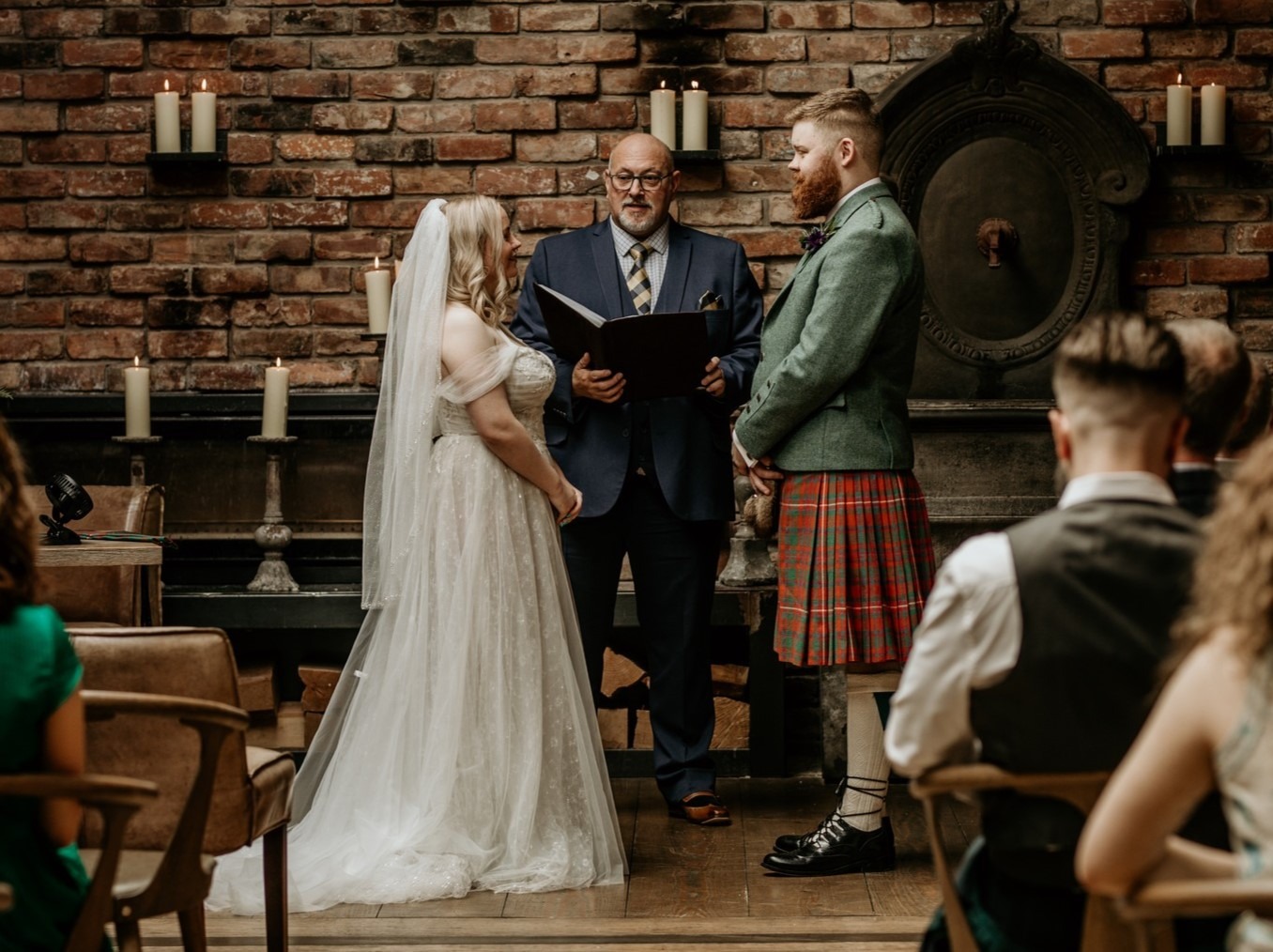 What is a Celebrant? – UK Celebrant And Public Speaking Academy